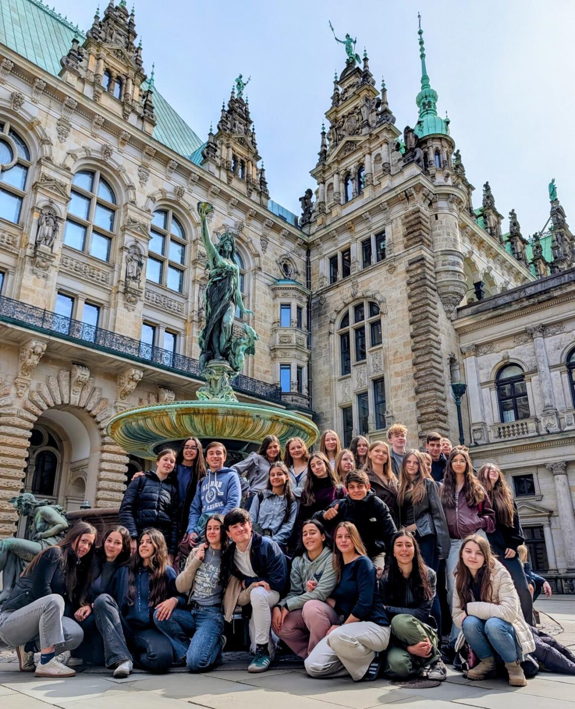 Tanz, Kultur und Freundschaft – Herder-Gymnasium